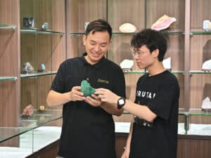 Custom Jewelry Manufacturer for Waterproof & Tarnish Free | Zearrow