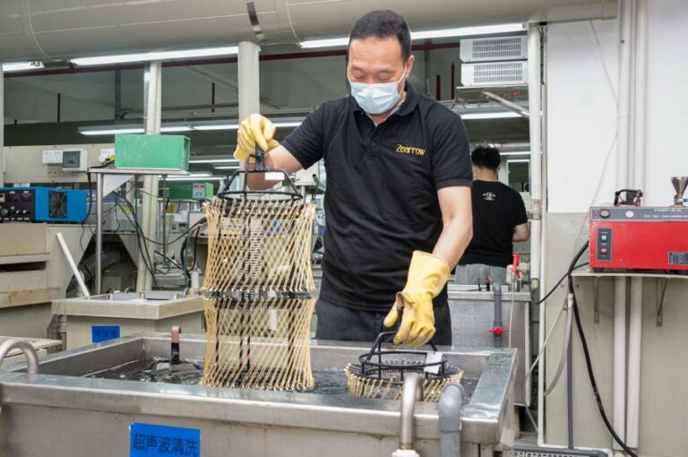 PVD Coating vs. Electroplating on SS, Silver, and Brass Jewelry | Zearrow